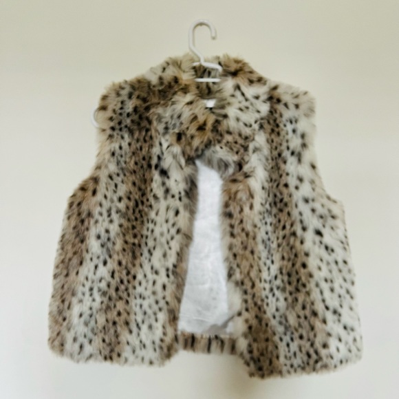 Valerie Stevens | Jackets & Coats | Valerie Stevens Fuax Fur Vest ...
